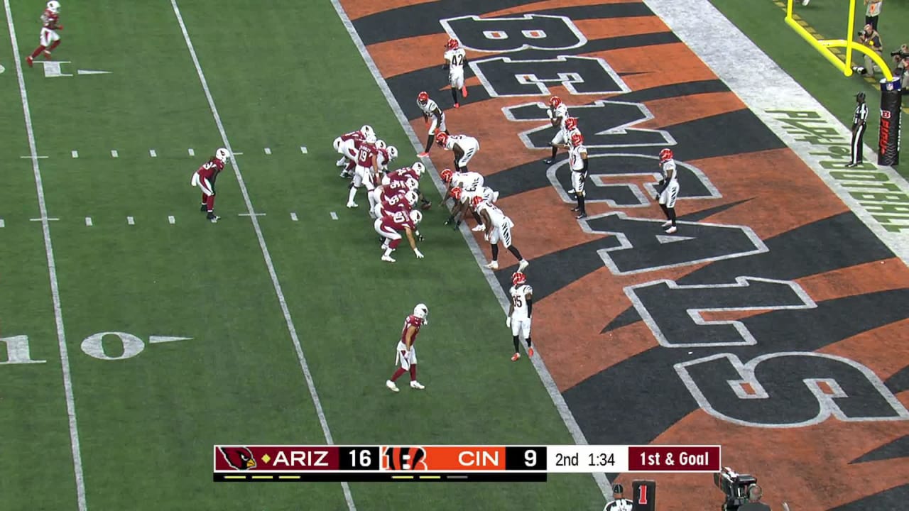 Arizona Cardinals running back Jonathan Ward powers across goal line ...