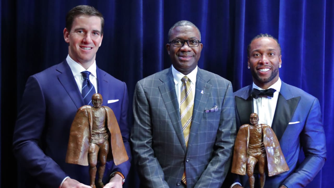 Fitzgerald, Eli both named Walter Payton Man of Year