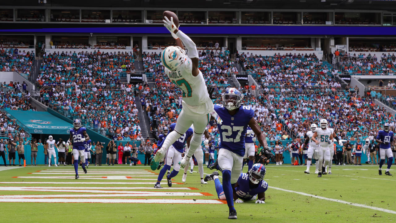 Miami Dolphins Wide Receiver Jaylen Waddles First Td Catch Of 2023 Caps Dolphins Opening Drive