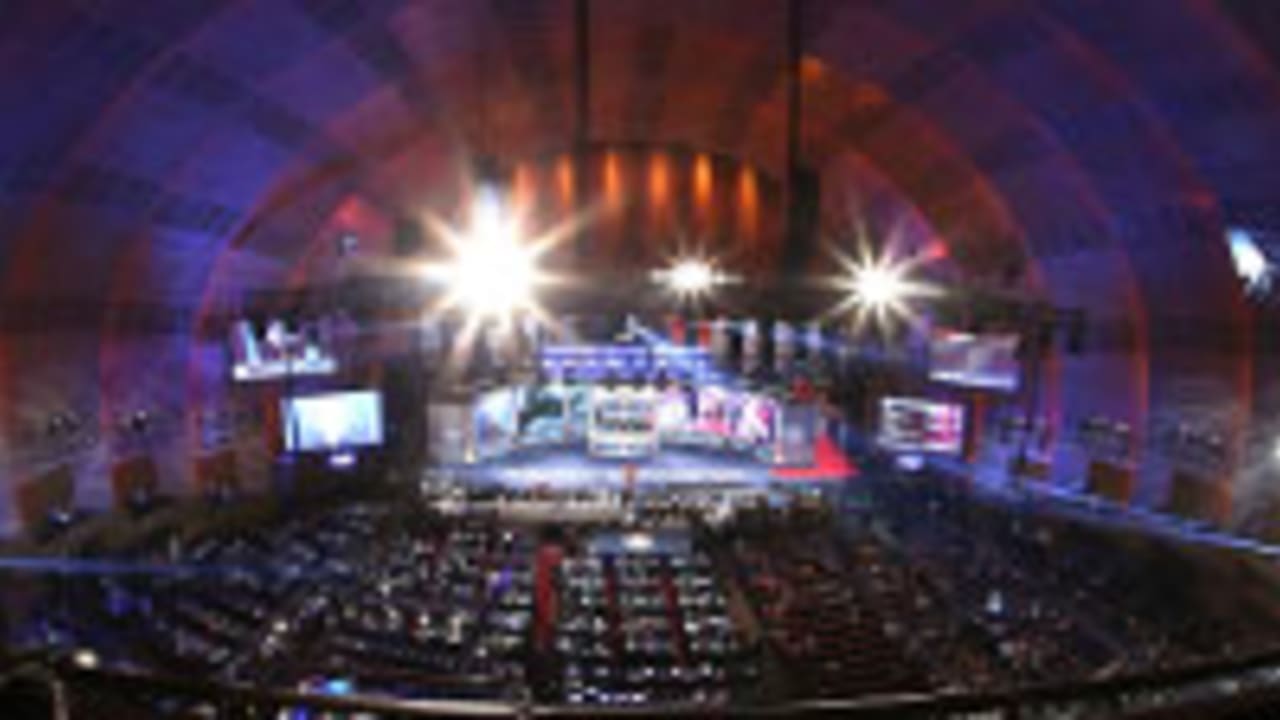 Brandt: Los Angeles is front-runner for 2015 NFL Draft venue