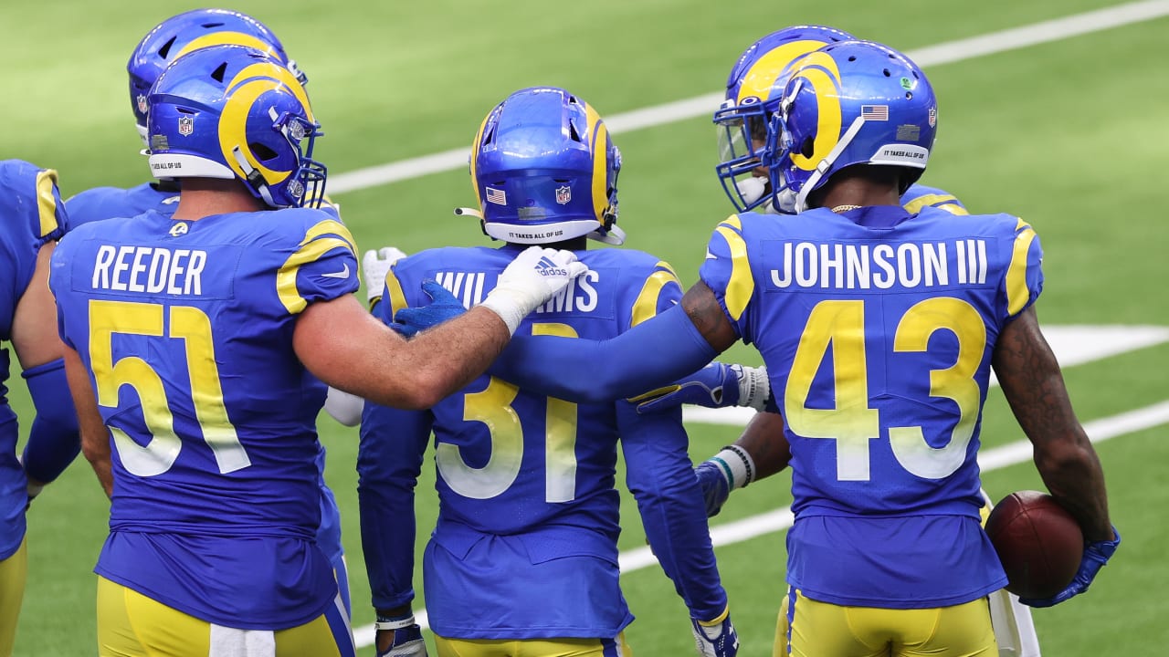 Los Angeles Rams defensive back Darious Williams ends Giants' drive ...