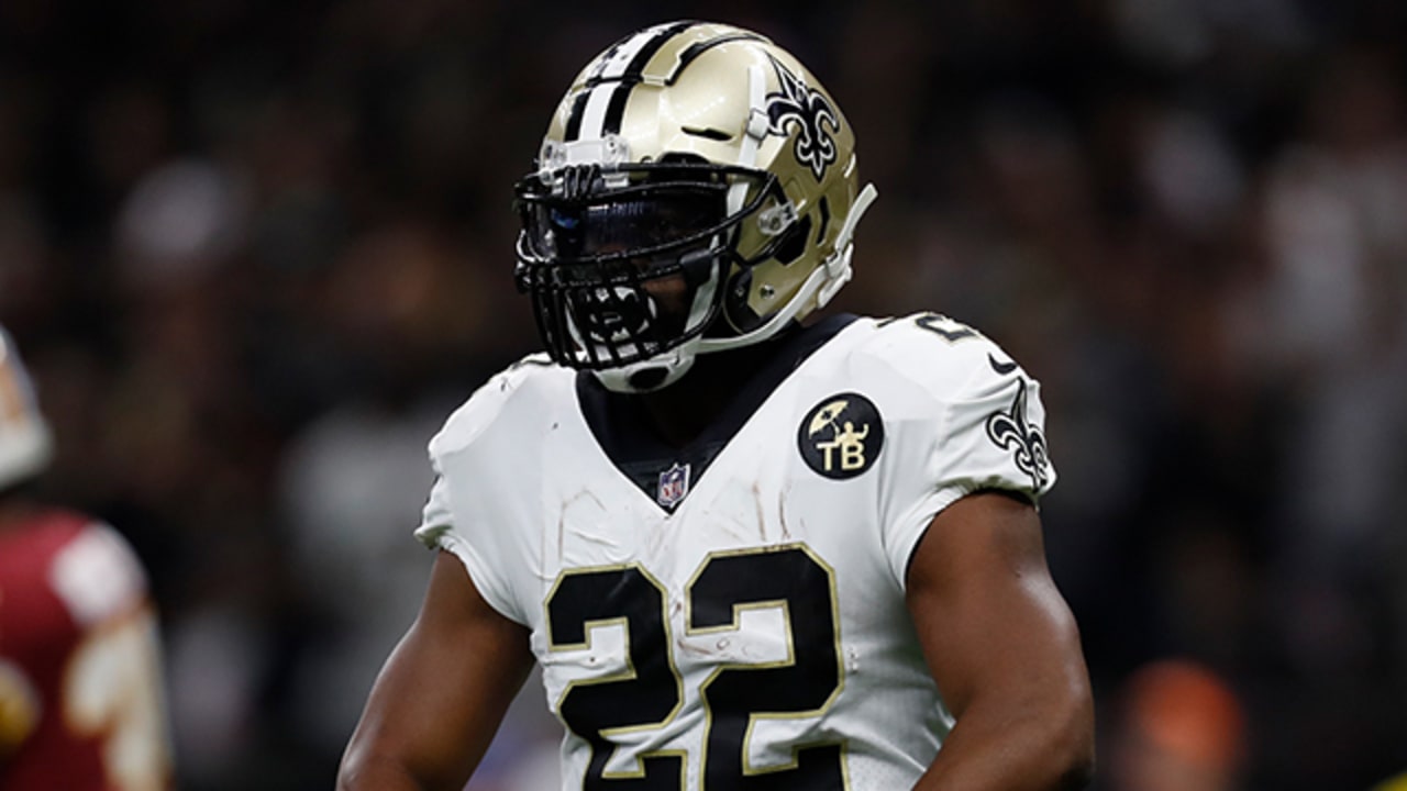 Mark Ingram's first catch of 2018 goes for 28 yards