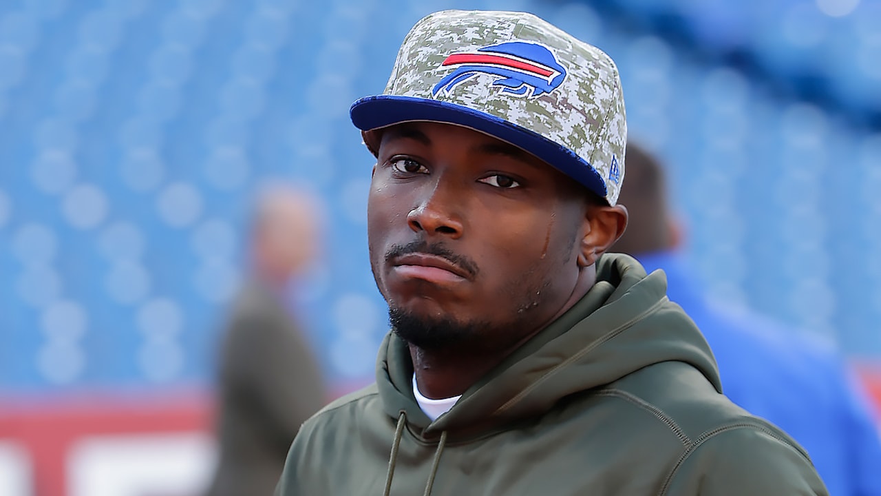 LeSean McCoy meets with Philly district attorney