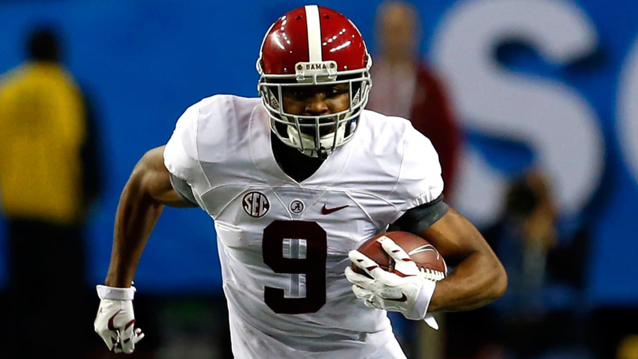 Oakland Raiders sign wide receiver Amari Cooper