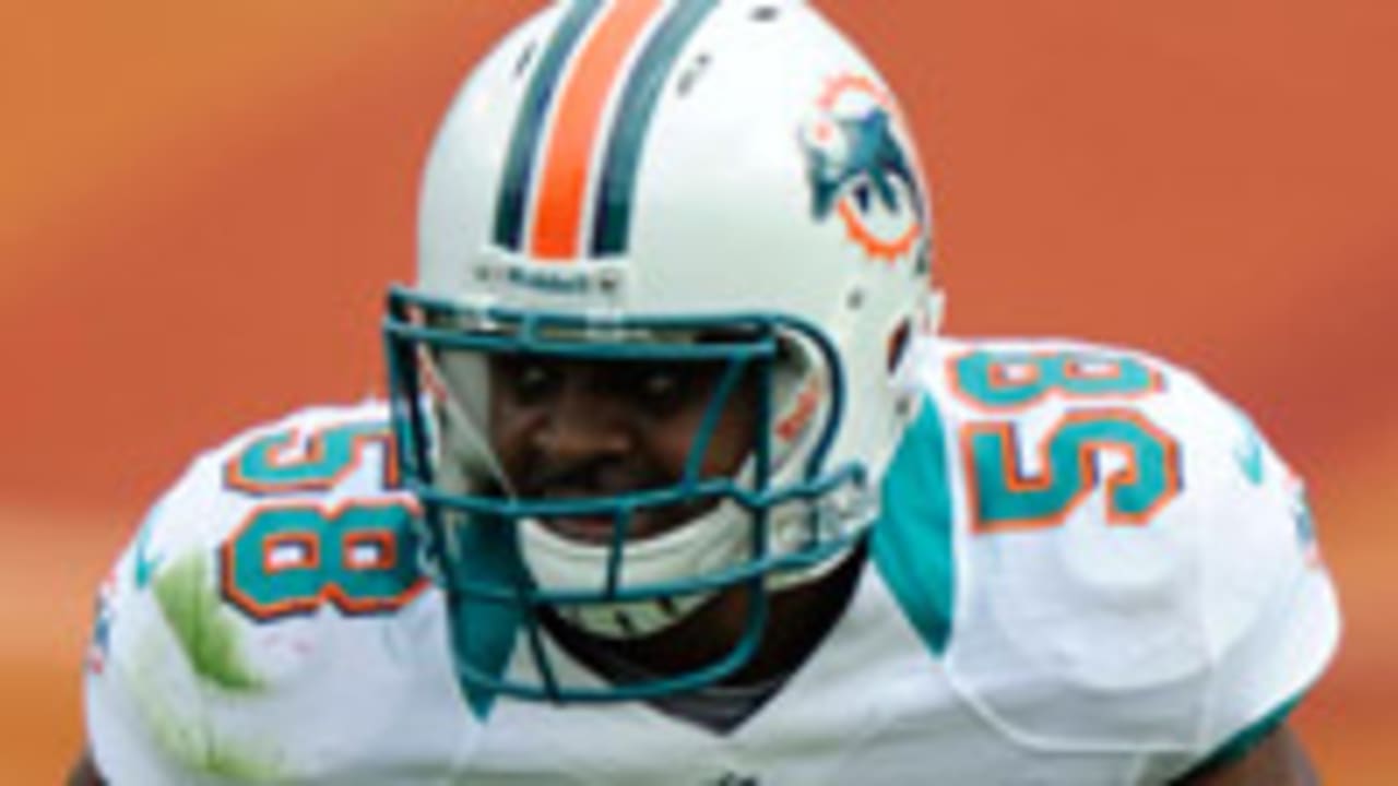 Karlos Dansby to visit Arizona Cardinals on Wednesday
