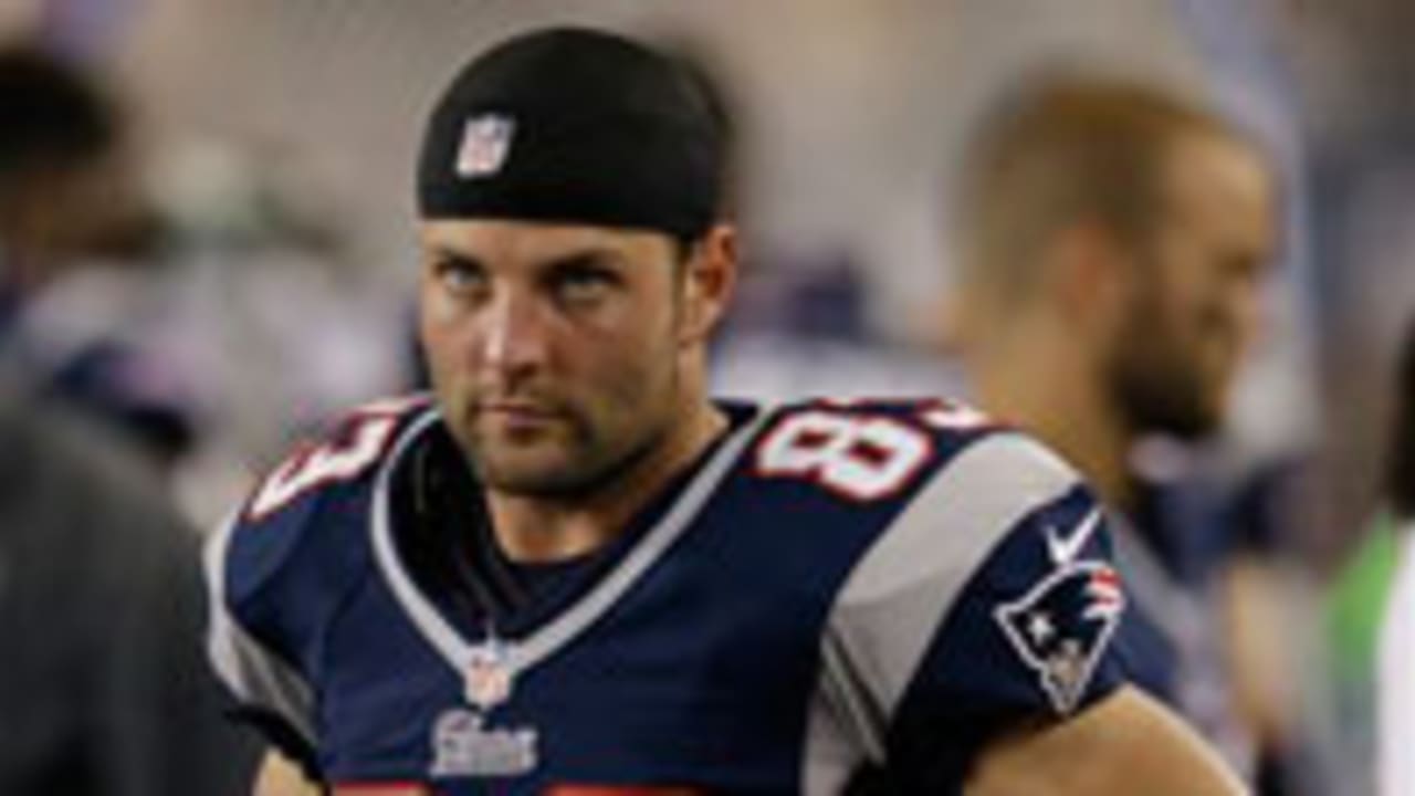 Wes Welker says he's 'happy for' Aaron Hernandez