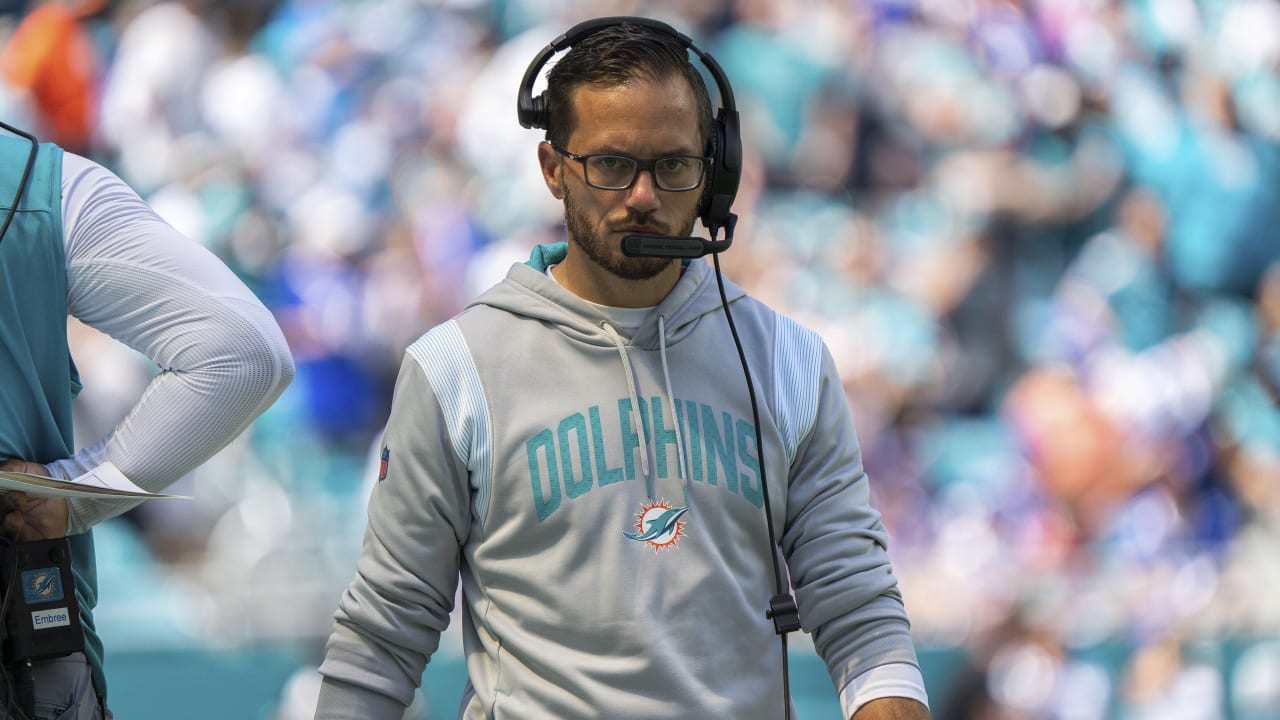 NFL Network's Cameron Wolfe: Miami Dolphins to decide 'TNF' QB1 by ...