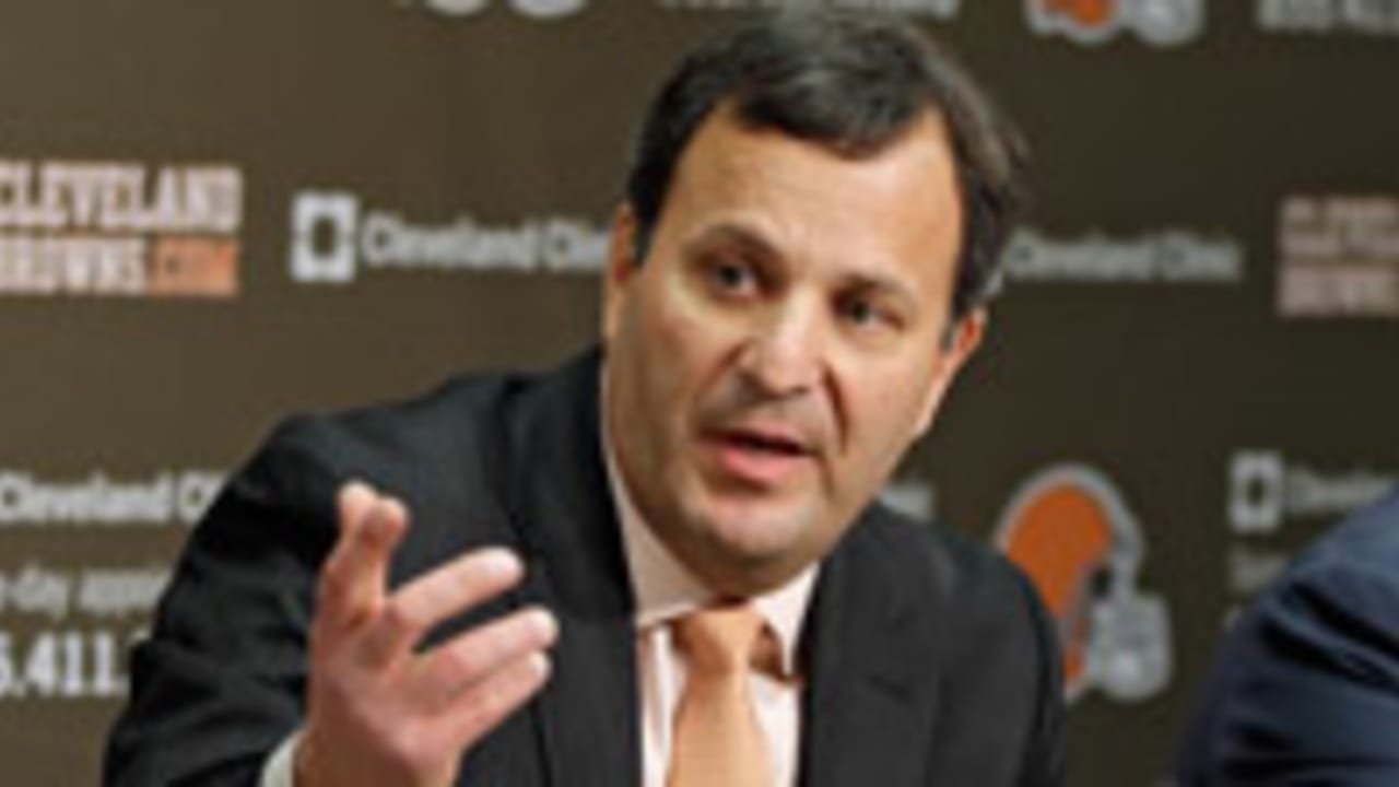Michael Lombardi hired by New England Patriots