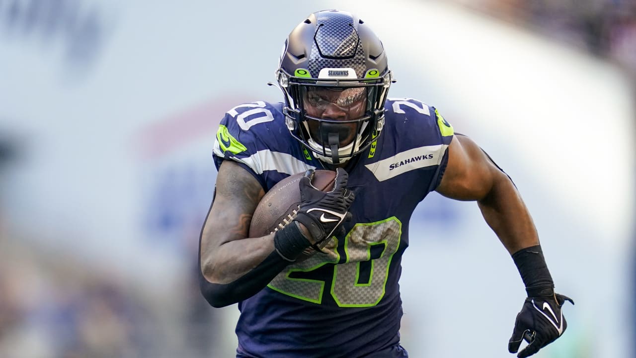 Eagles agree to terms with former Seahawks RB Rashaad Penny