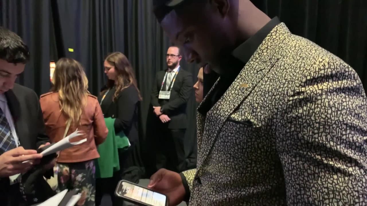 Jacksonville Jaguars edge rusher Josh Allen's two phones get FLOODED ...