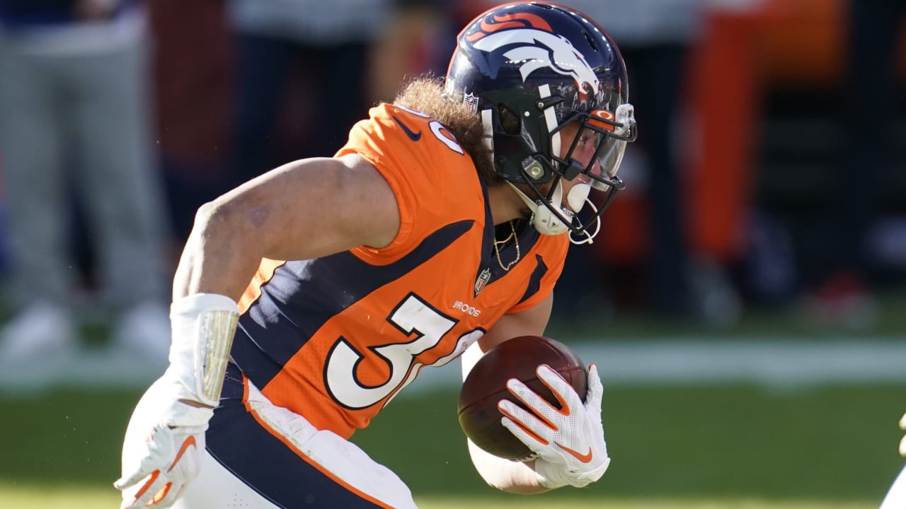 Notable injuries, news from Sunday's Week 12 games