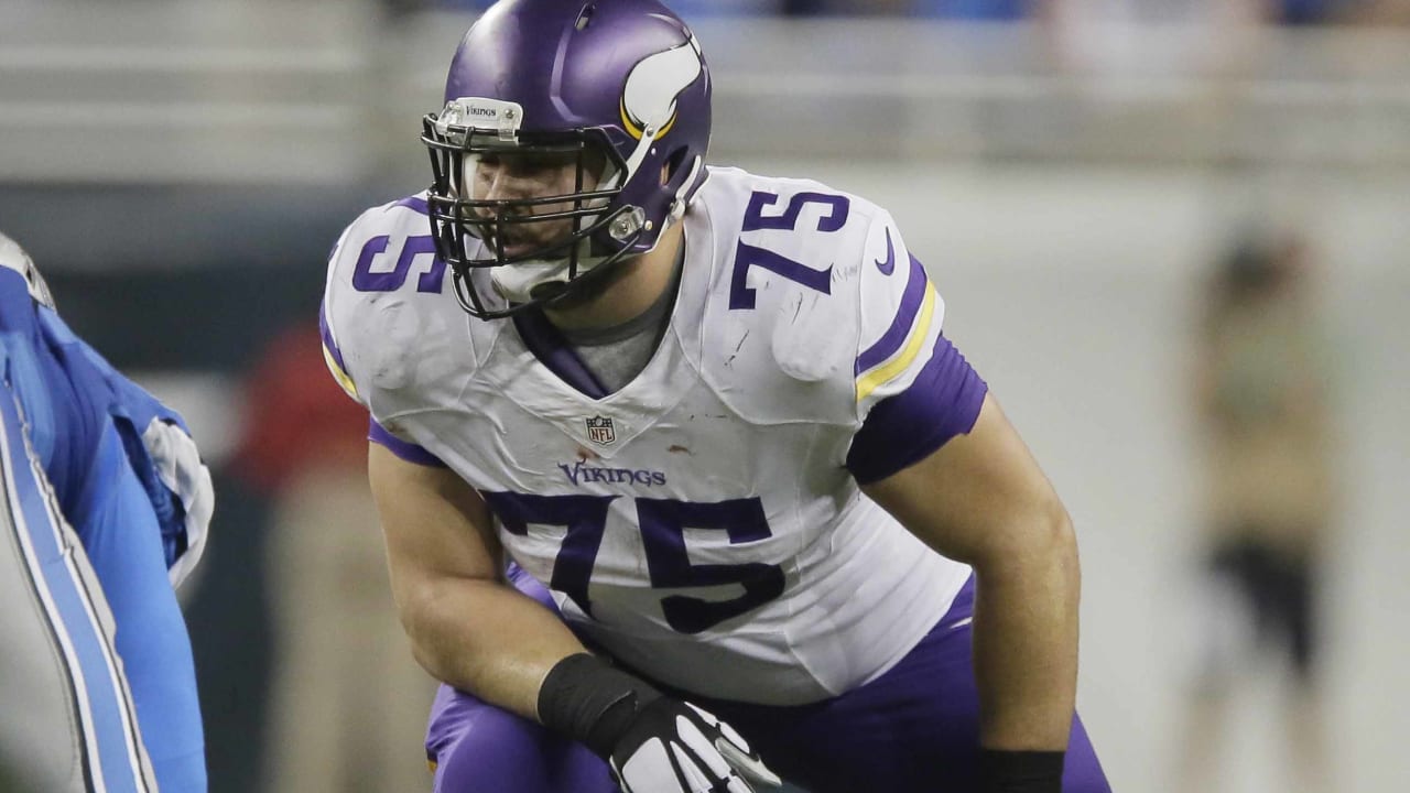 Vikings' Matt Kalil healthy, says 'football is fun again'