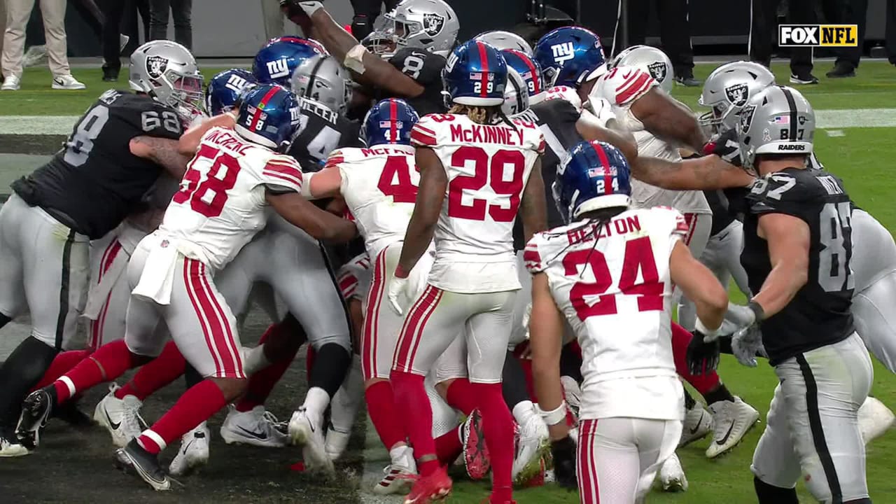 Las Vegas Raiders running back Josh Jacobs' second TD run of first half ...