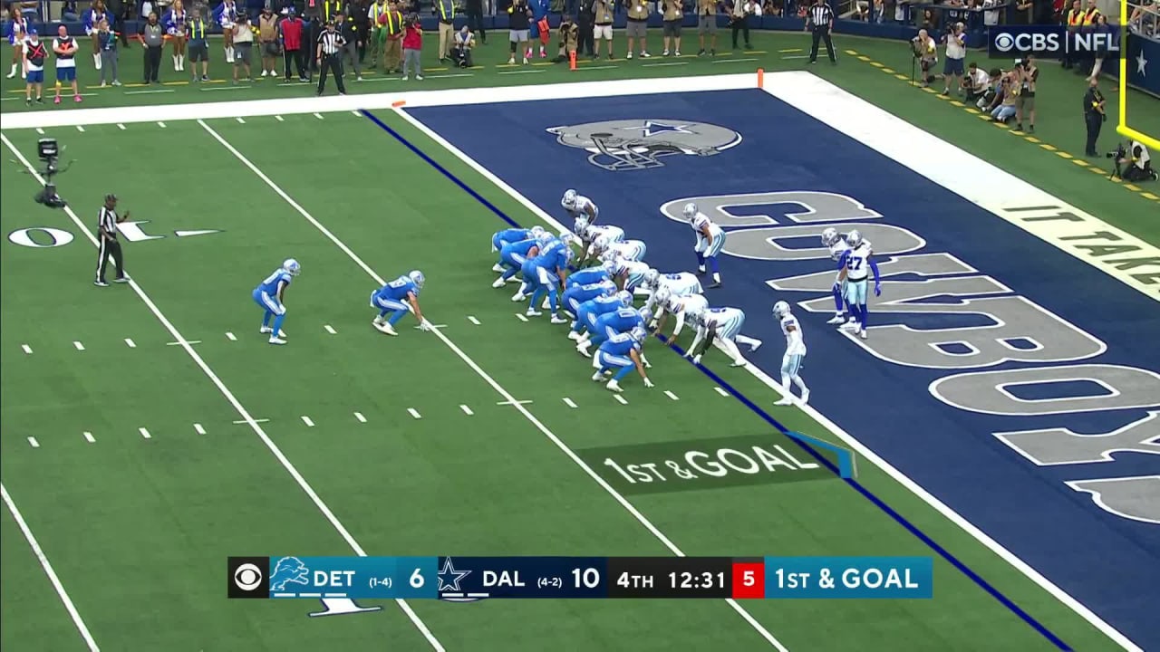 Dallas Cowboys linebacker Anthony Barr recovers Detroit Lions running ...