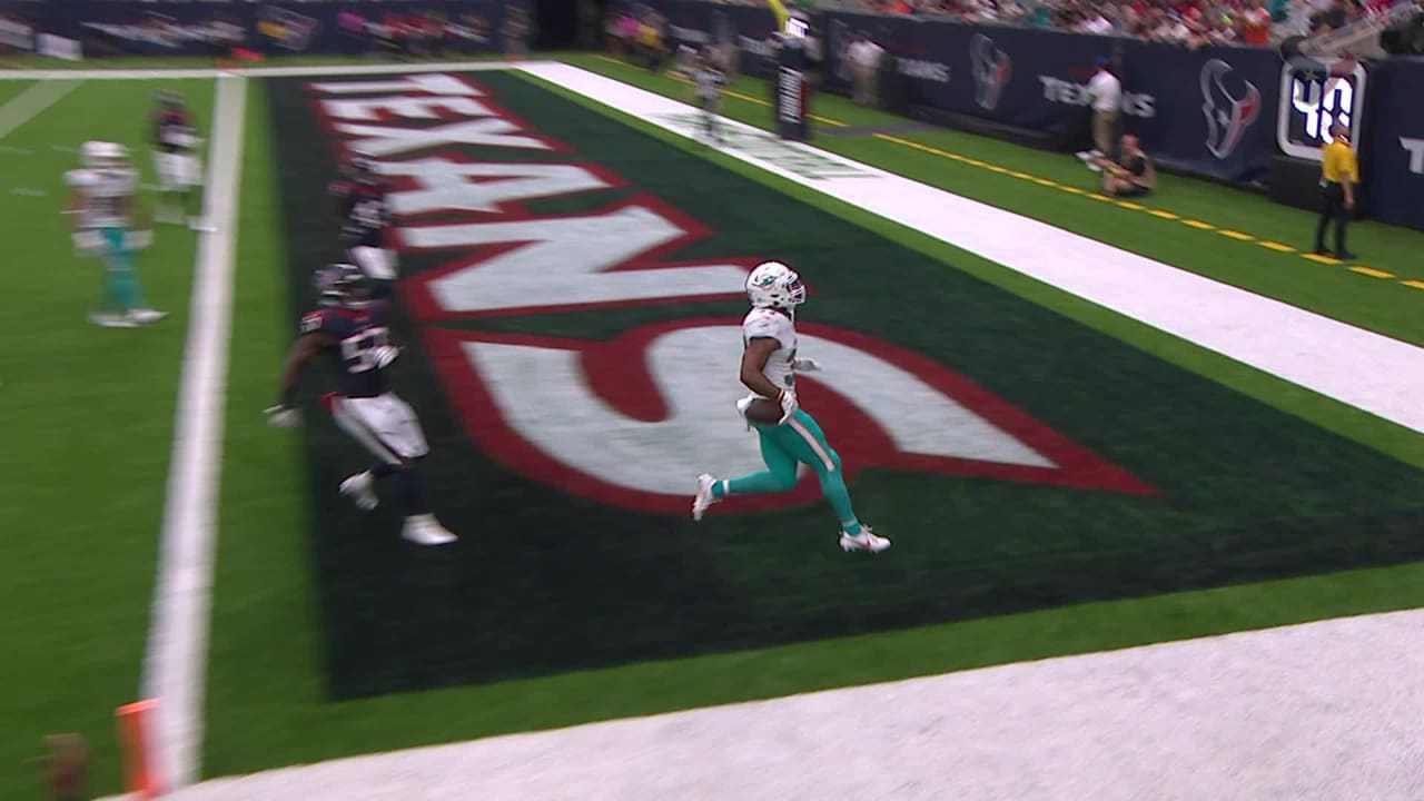 Miami Dolphins running back Chris Brooks showcases elusiveness on 18 ...
