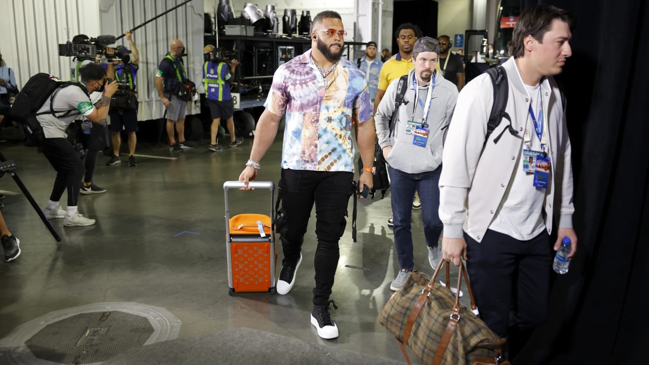 Los Angeles Rams arrive at SoFi Stadium for Super Bowl LVI