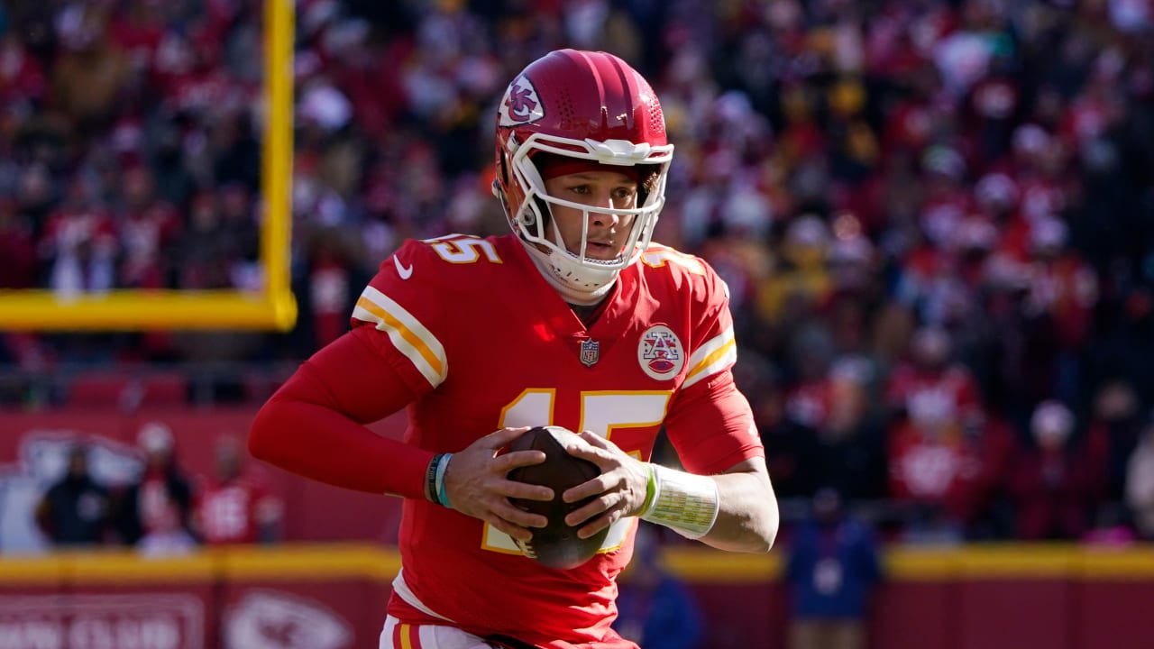 PFF's Mike Renner: Kansas City Chiefs quarterback Patrick Mahomes ...