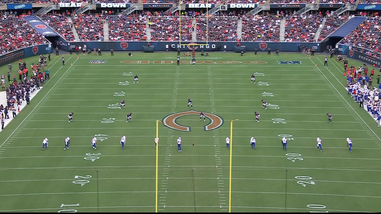 Chicago Bears kick returner Tyler Scott's speedy kick return stopped by ...