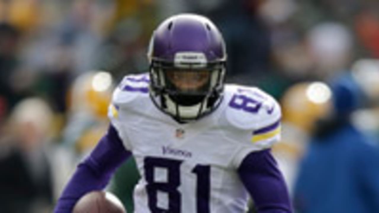 Jerome Simpson re-signs with Minnesota Vikings