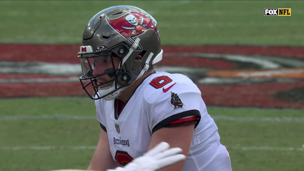 Tampa Bay Buccaneers running back Rachaad White's second effort leads ...