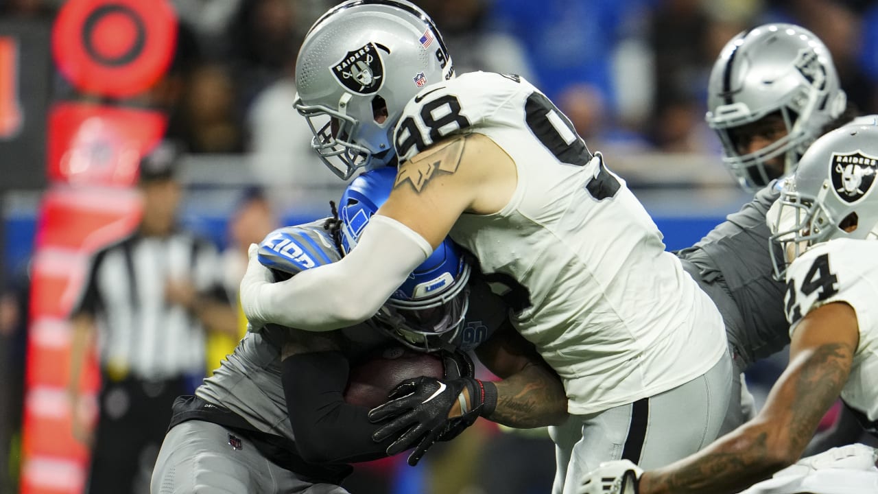 Las Vegas Raiders defensive lineman Maxx Crosby's hit-stick TFL sends ...