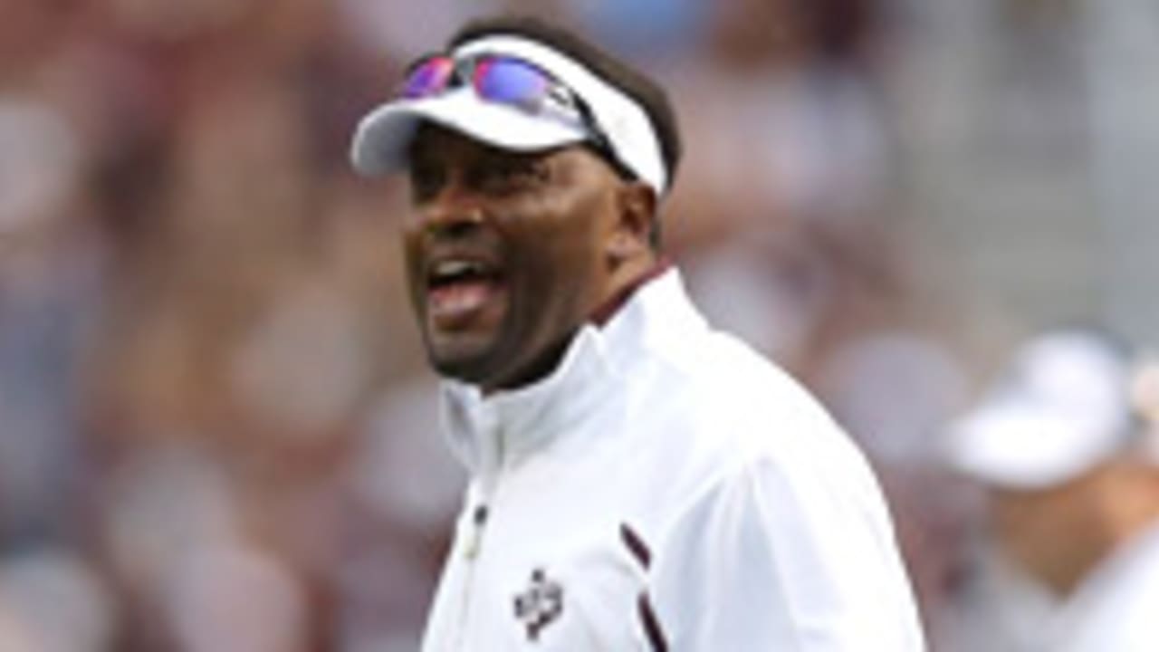 Texas A&M's Kevin Sumlin cancels practice for movie night