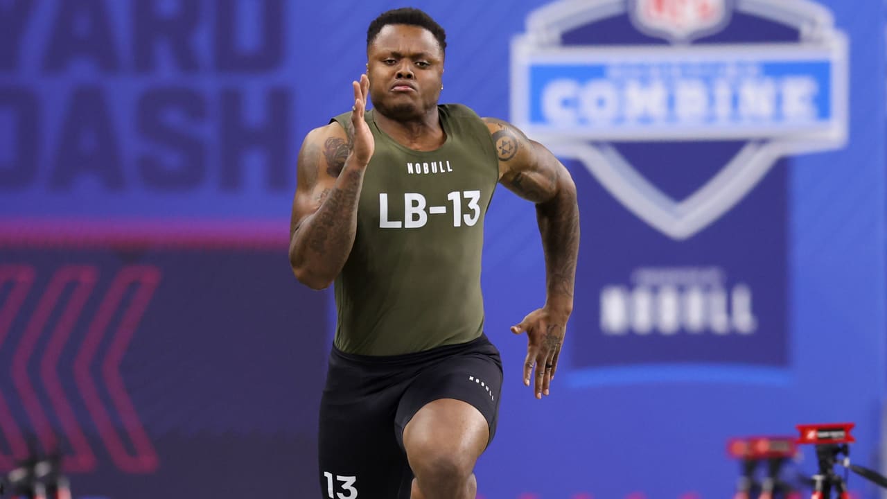 Oregon Ducks EDGE DJ Johnson runs official 4.49-second time in 40-yard ...