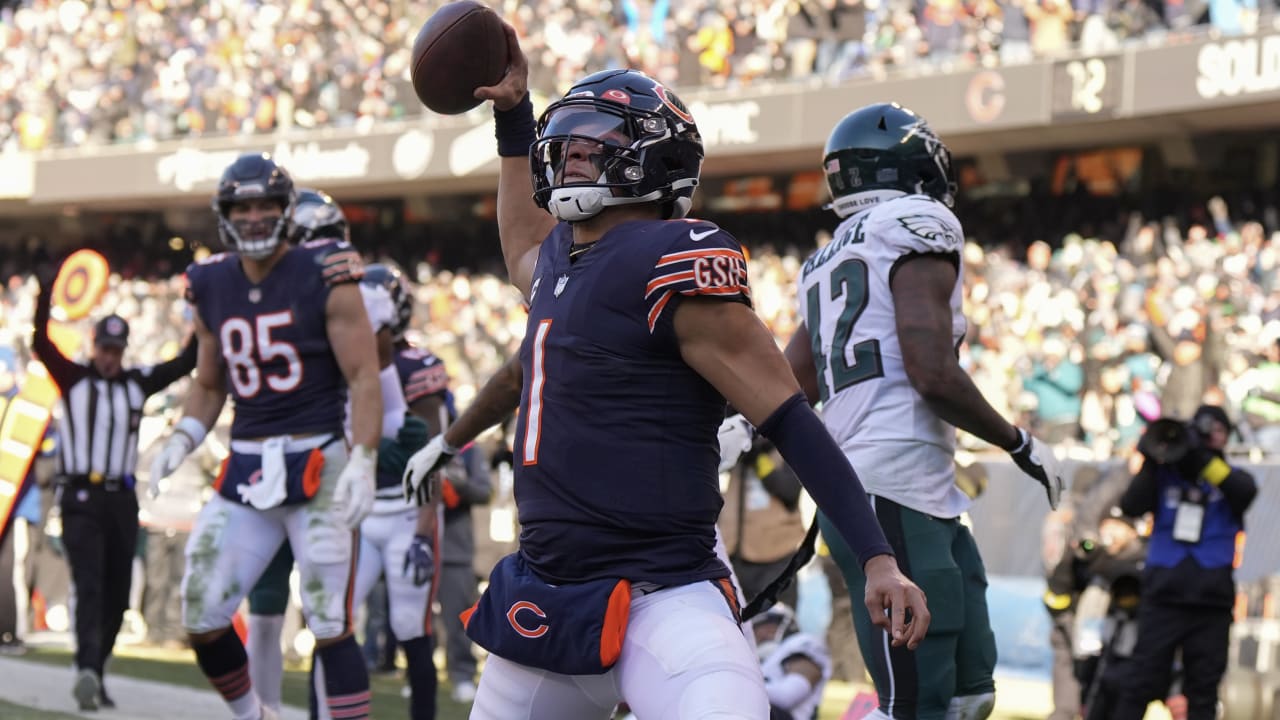 Chicago Bears quarterback Justin Fields' best plays from 247-yard game ...