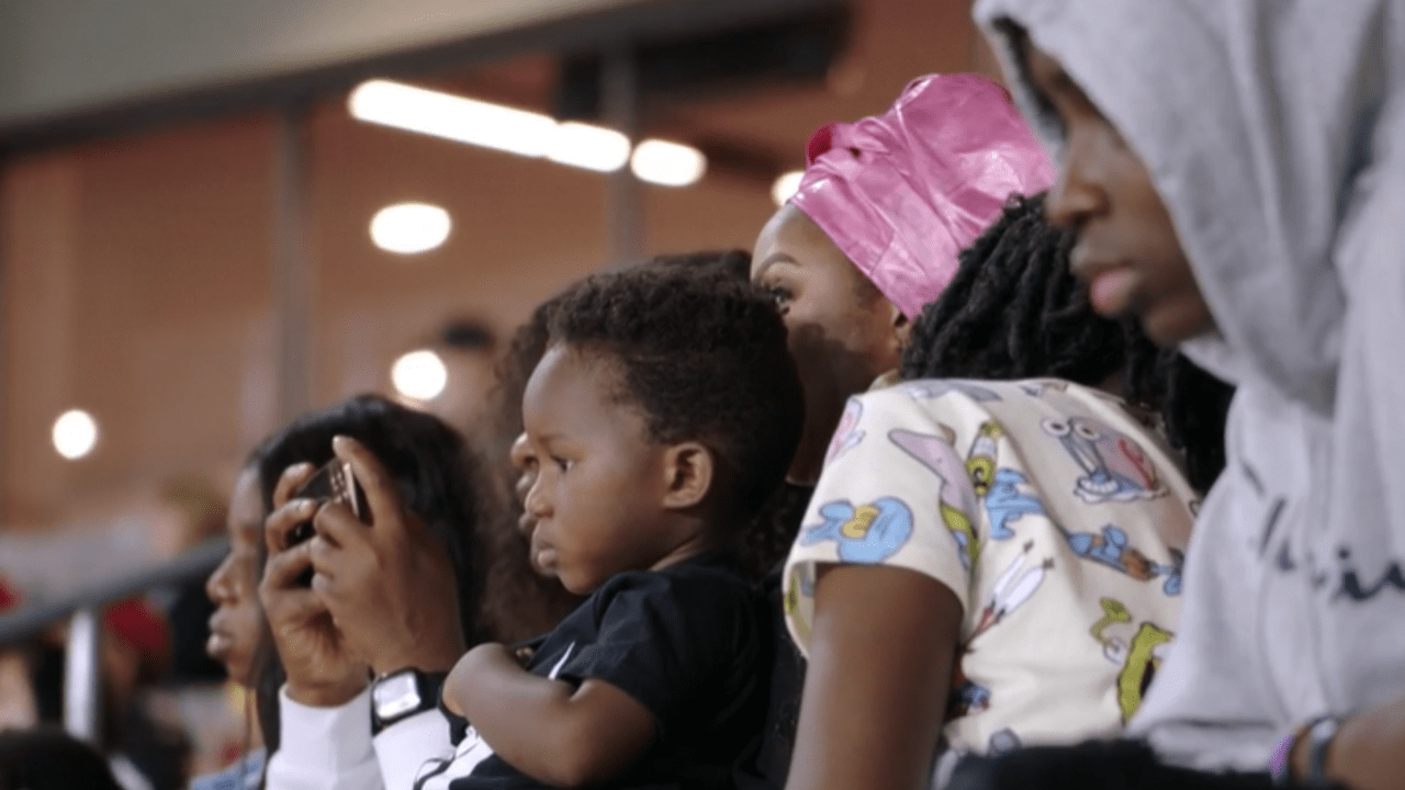 ‘Hard Knocks’: Dallas Cowboys LB Azur Kamara’s family watches him play ...