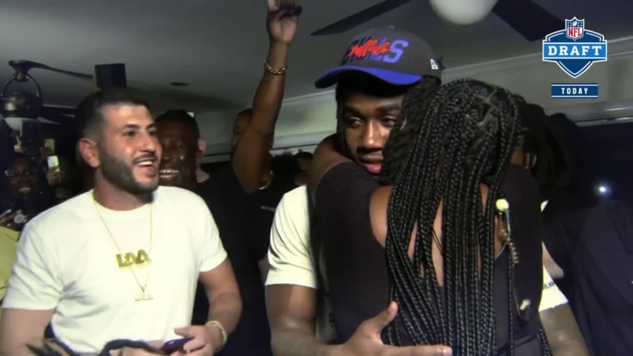 Running back James Cook embraces older brother and Minnesota Vikings RB ...