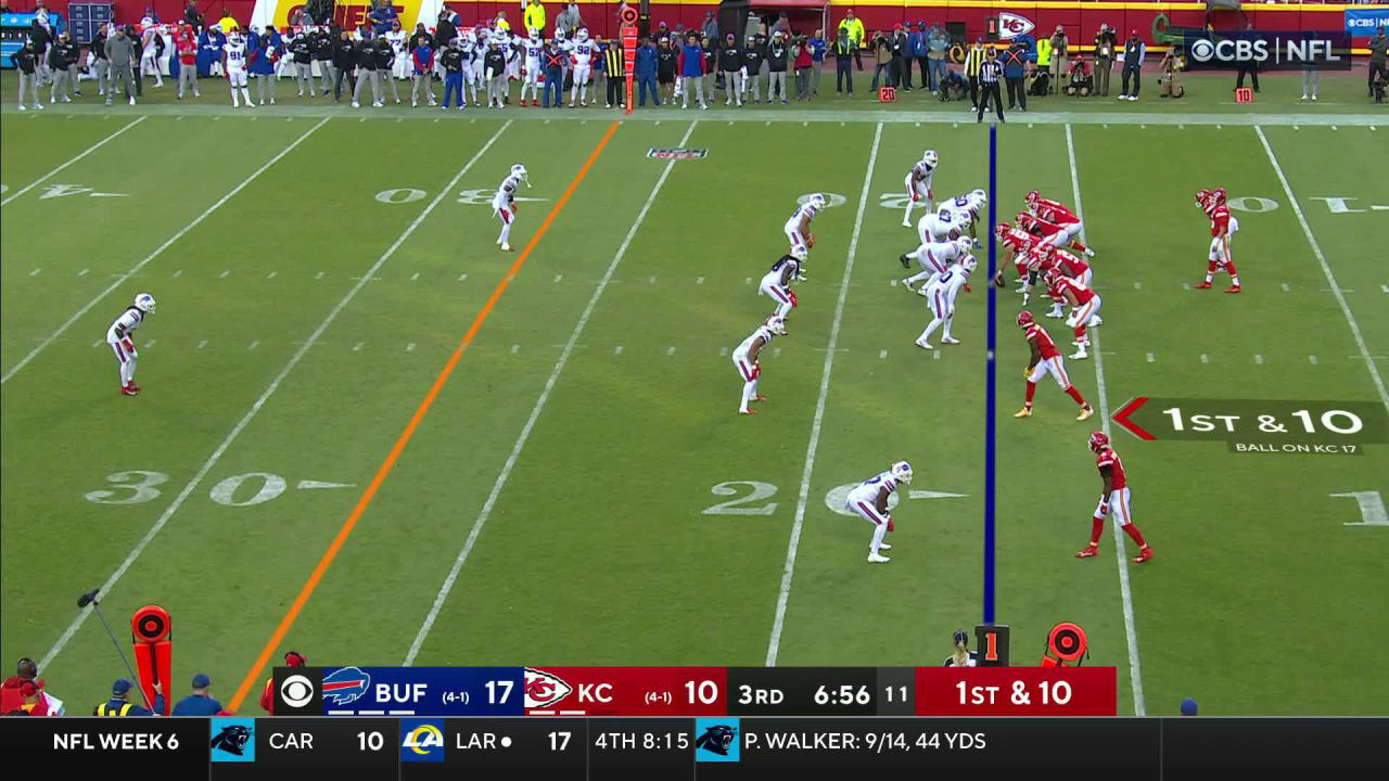 Kansas City Chiefs quarterback Patrick Mahomes lasers 23-yard completion to wide-open tight end ...