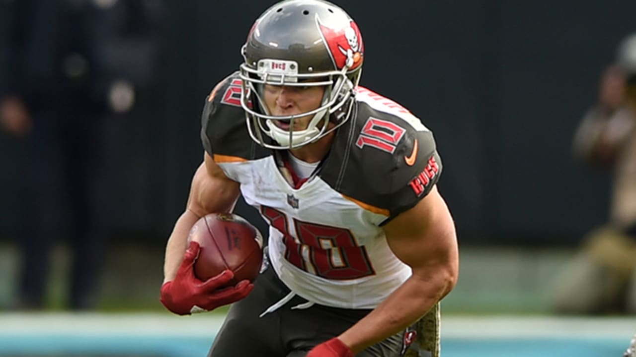 Adam Humphries sheds multiple tackles on 30-yard TD
