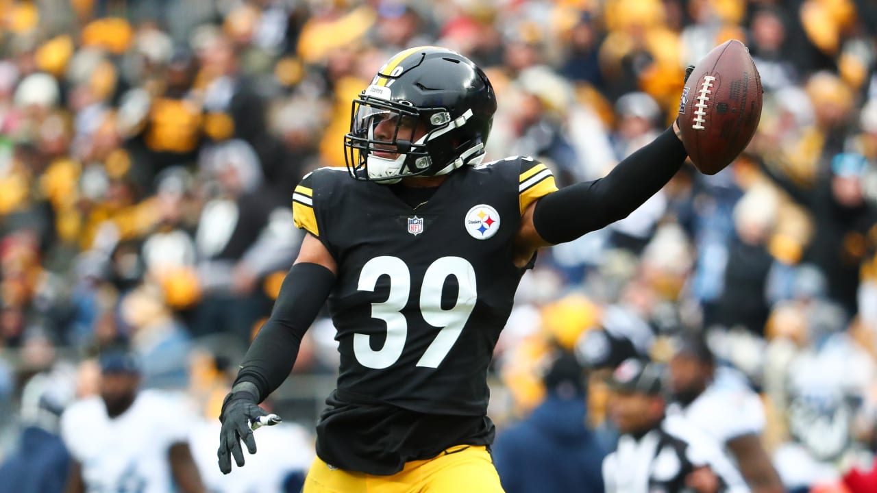 Pittsburgh Steelers cornerback Arthur Maulet punches the football loose ...