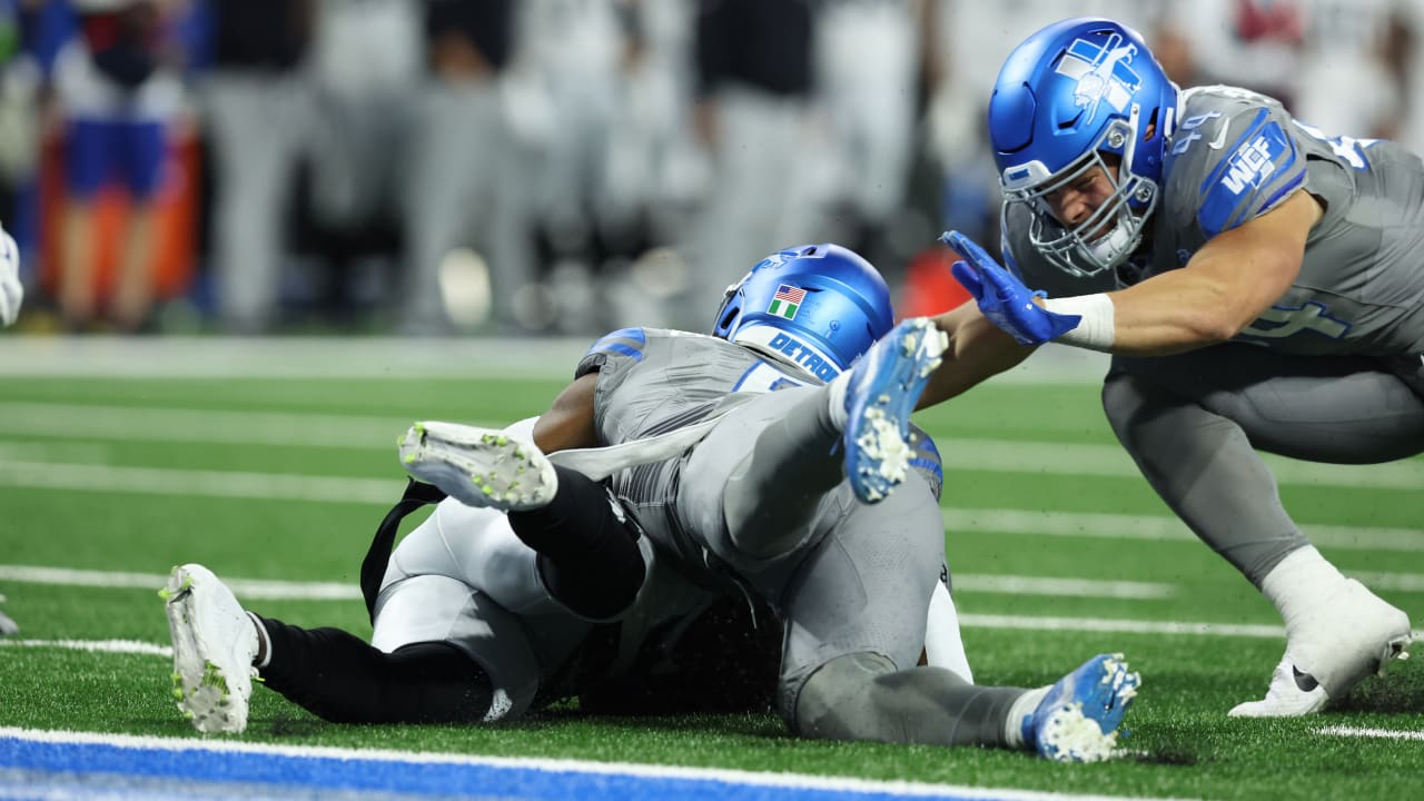 A special teams mishap pins Las Vegas Raiders inside their own 5-yard line