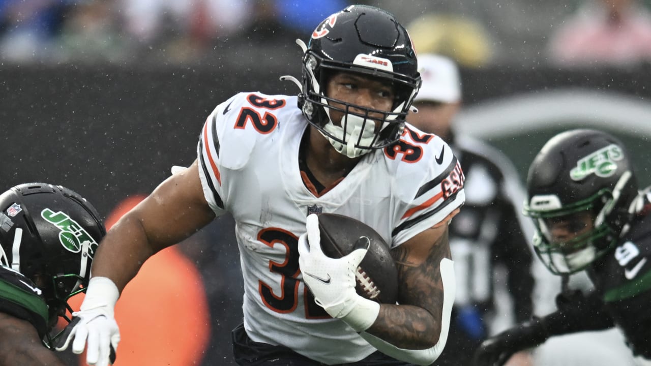 Chicago Bears running back David Montgomery takes quarterback Trevor ...