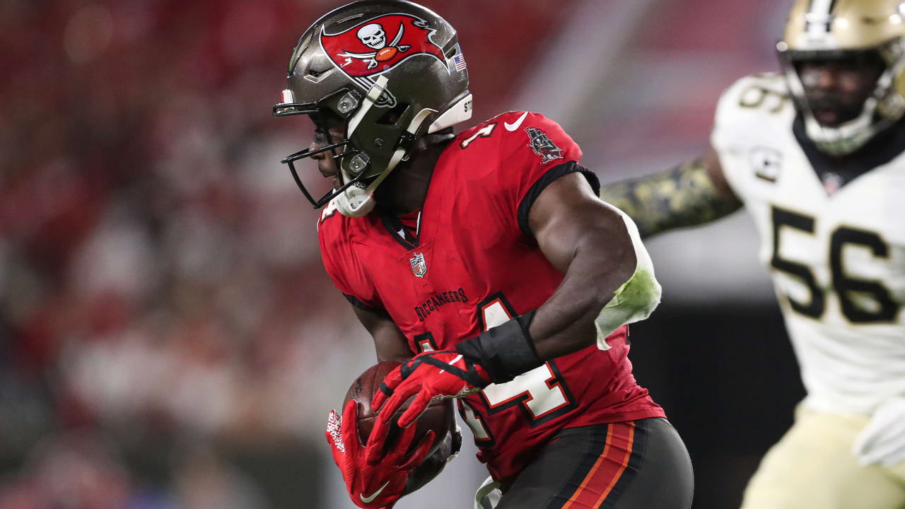 Nifty play design ends in wide open Tampa Bay Buccaneers wide receiver ...