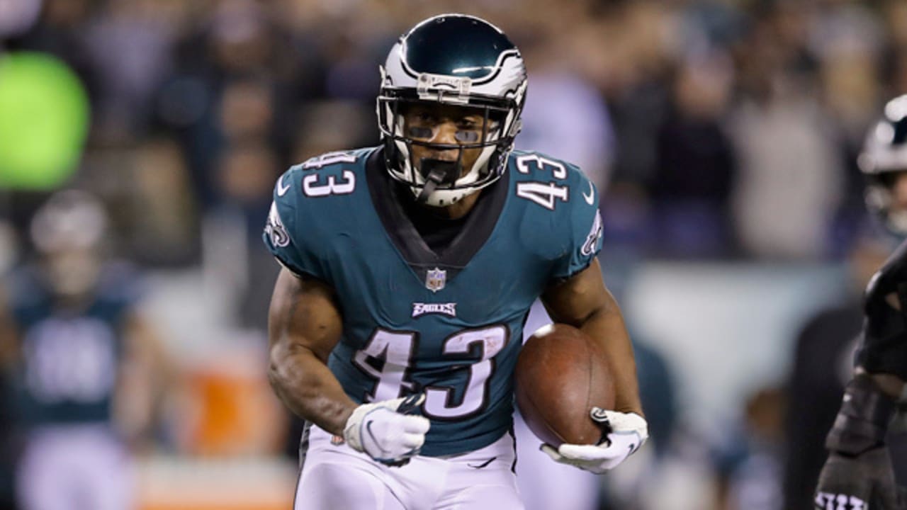 Sproles comes up big on 25-yard fourth-down conversion