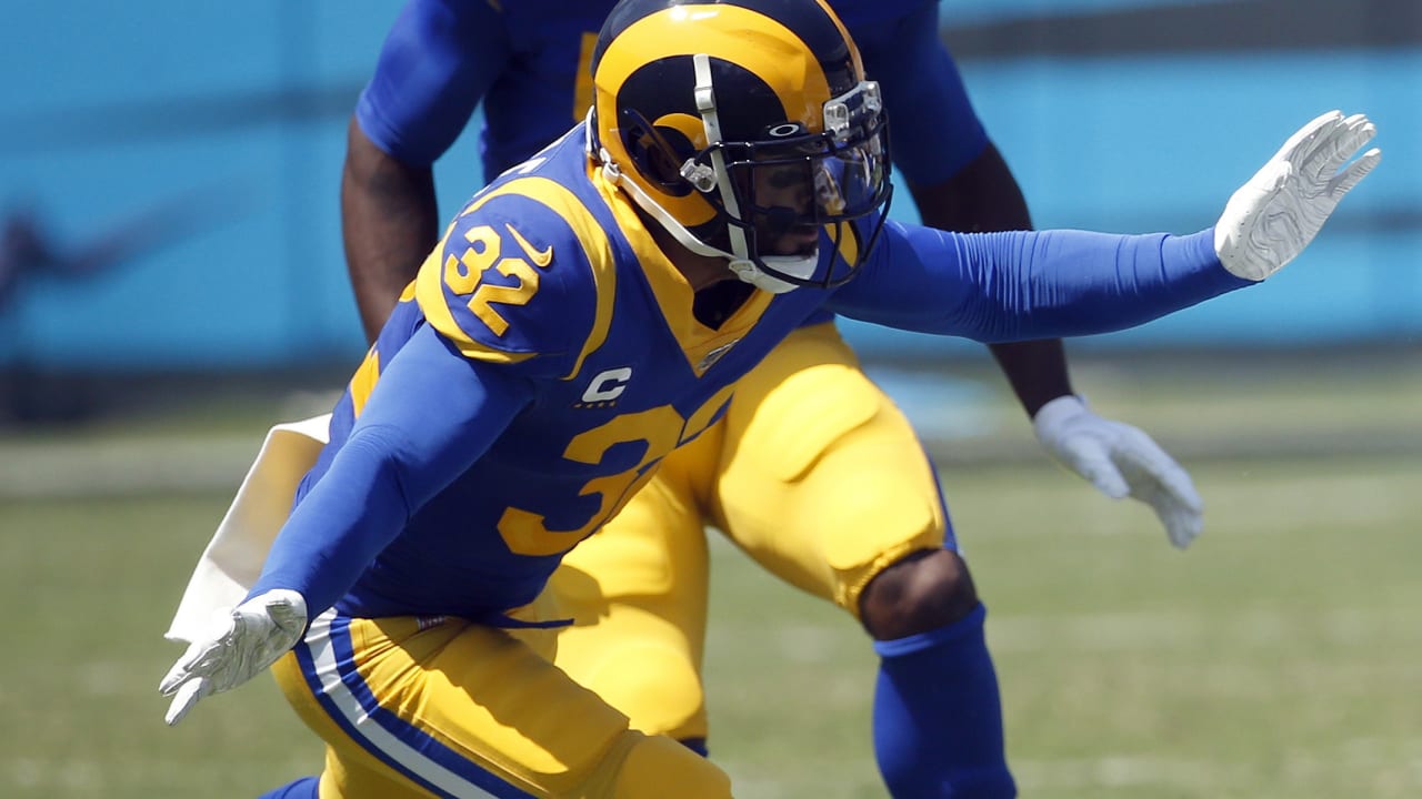 Eric Weddle exits Rams' win early with cut on head