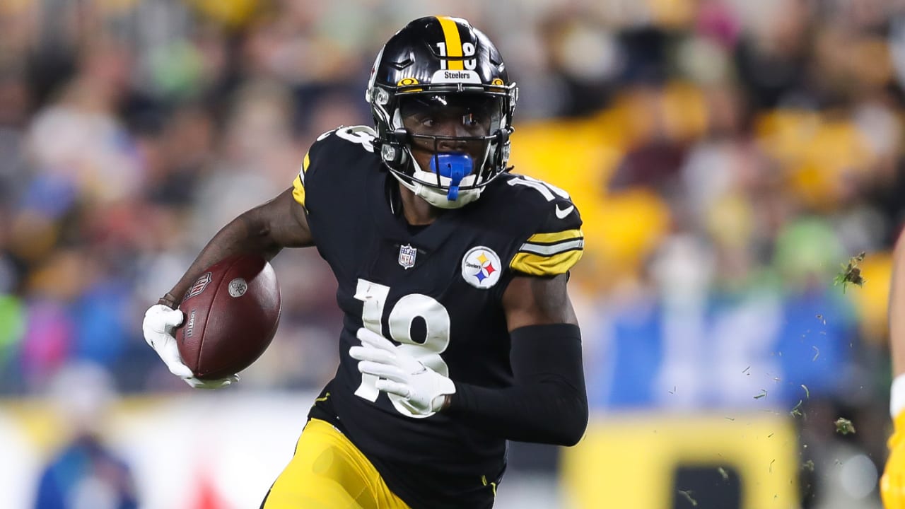 Pittsburgh Steelers wide receiver Diontae Johnson shows off speed on 25 ...