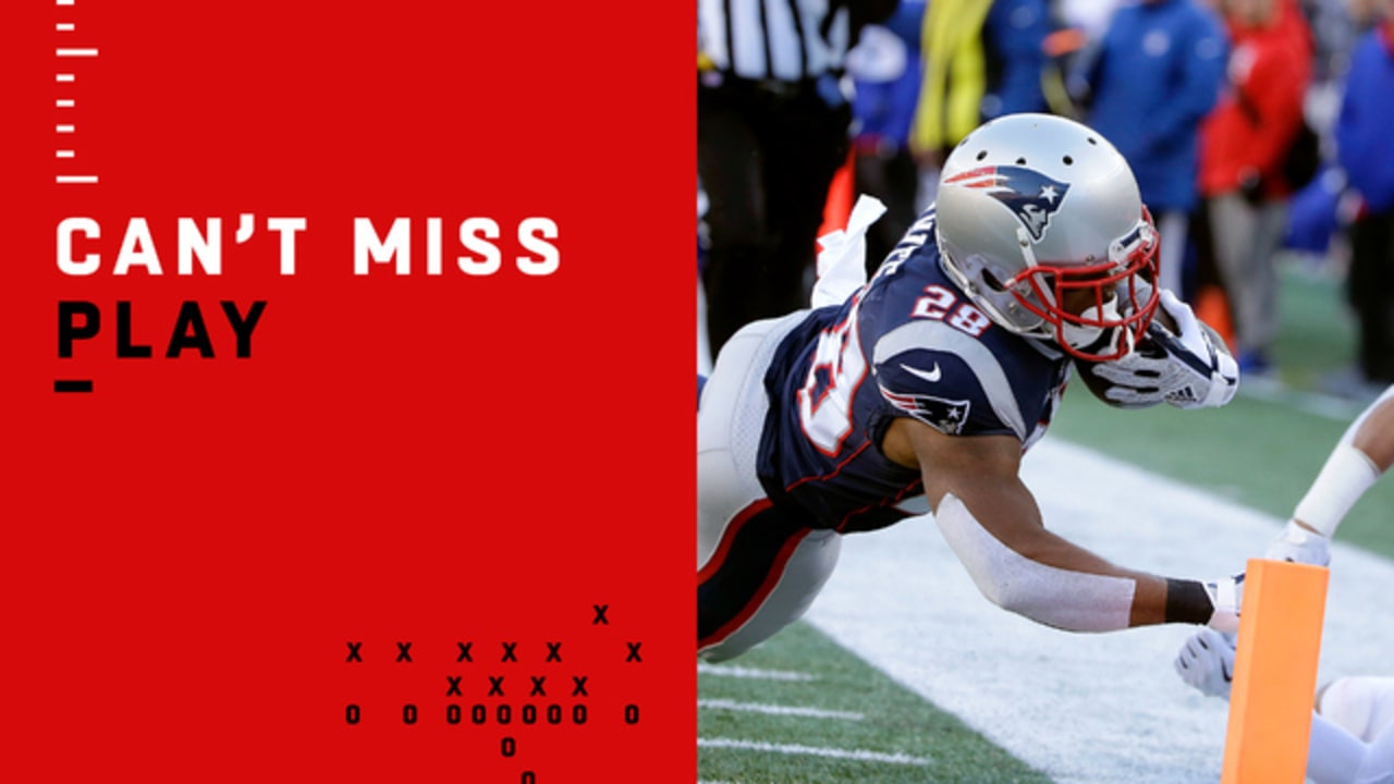 Can't-Miss Play: White dives for the pylon on speedy 27-yard TD