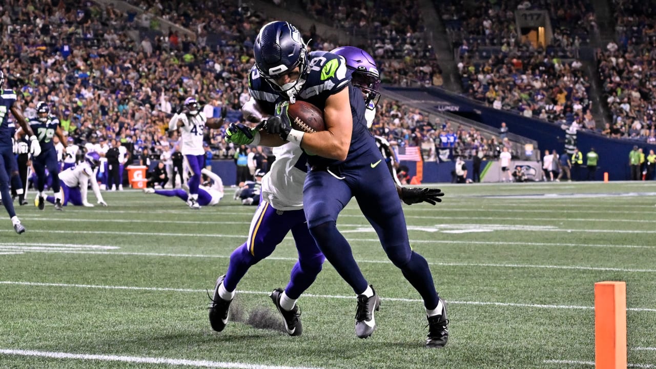 Seattle Seahawks rookie wide receiver Jake Bobo's 19-yard touchdown ...