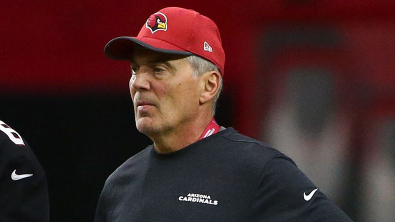 Packers bring back veteran assistant Tom Clements as QB coach