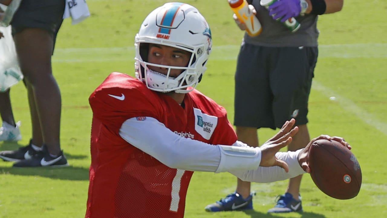 NFL Network's Mike Garafolo breaks down QB competition between Miami ...