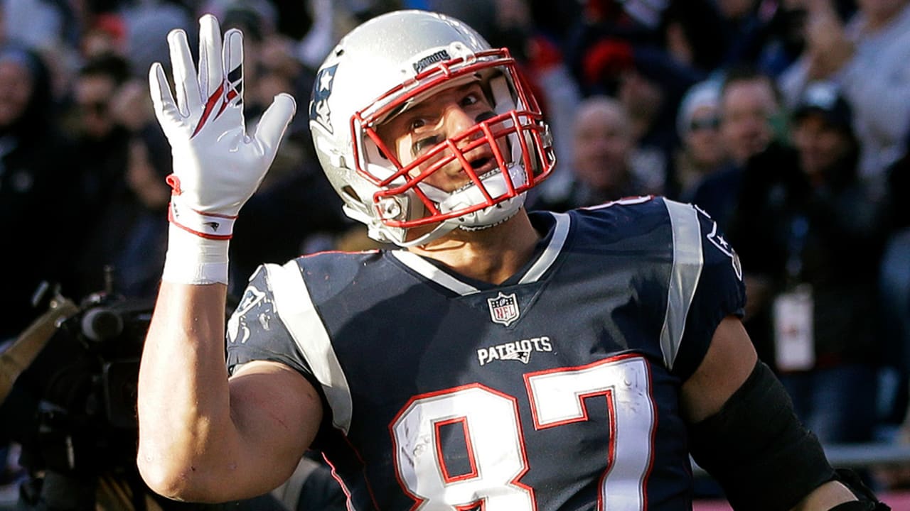 NFL players react to Rob Gronkowski's retirement