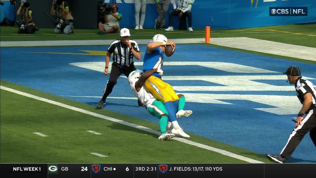 Miami Dolphins cornerback Kader Kohou's blitz produces 12-yard sack and ...
