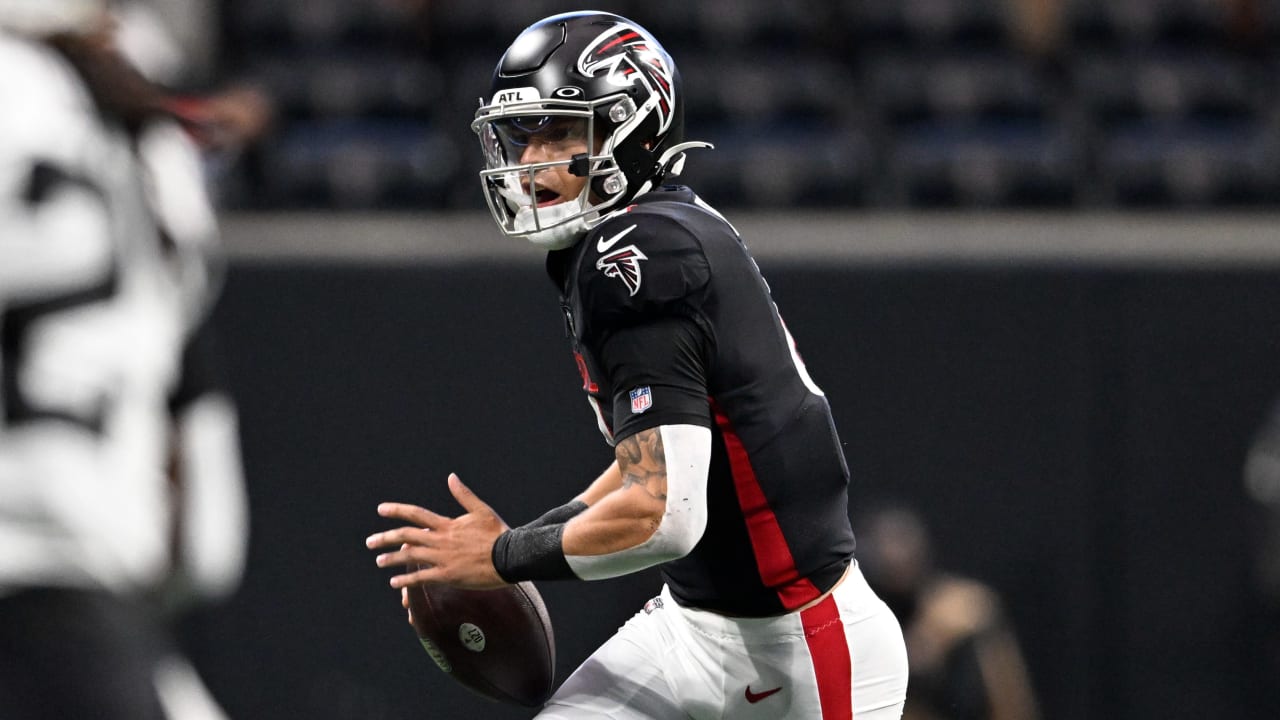 Atlanta Falcons quarterback Desmond Ridder eludes rush, delivers ...