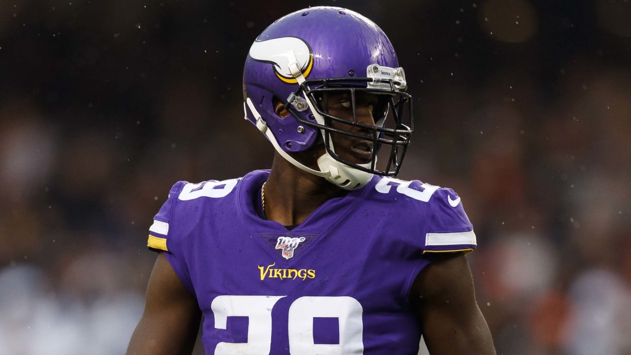 Xavier Rhodes apologizes for outburst vs. Seattle