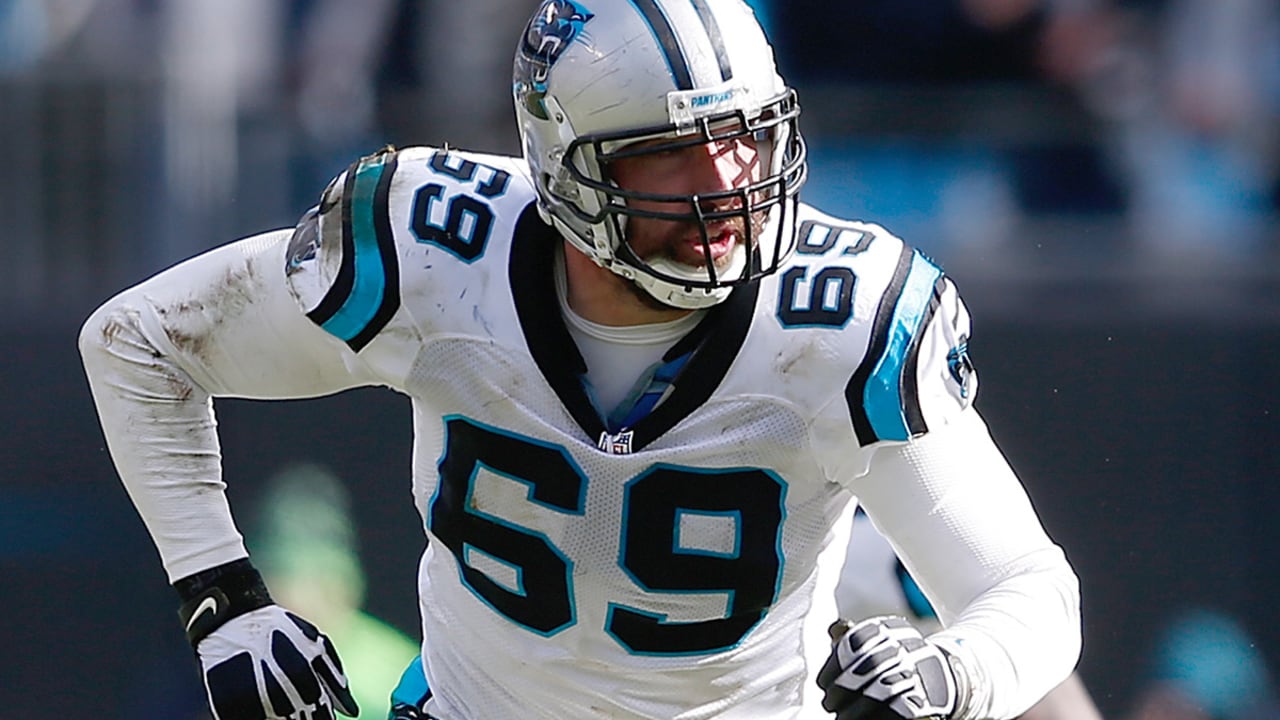 Jared Allen's cowboy way saddles nicely with Panthers