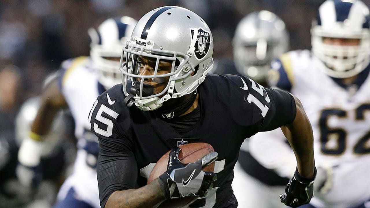 Ravens sign WR Michael Crabtree to three-year deal