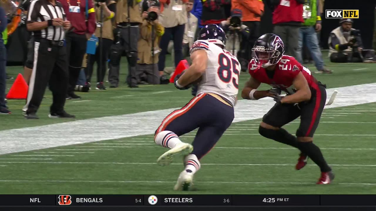 Chicago Bears tight end Cole Kmet absorbs hit from Atlanta Falcons ...